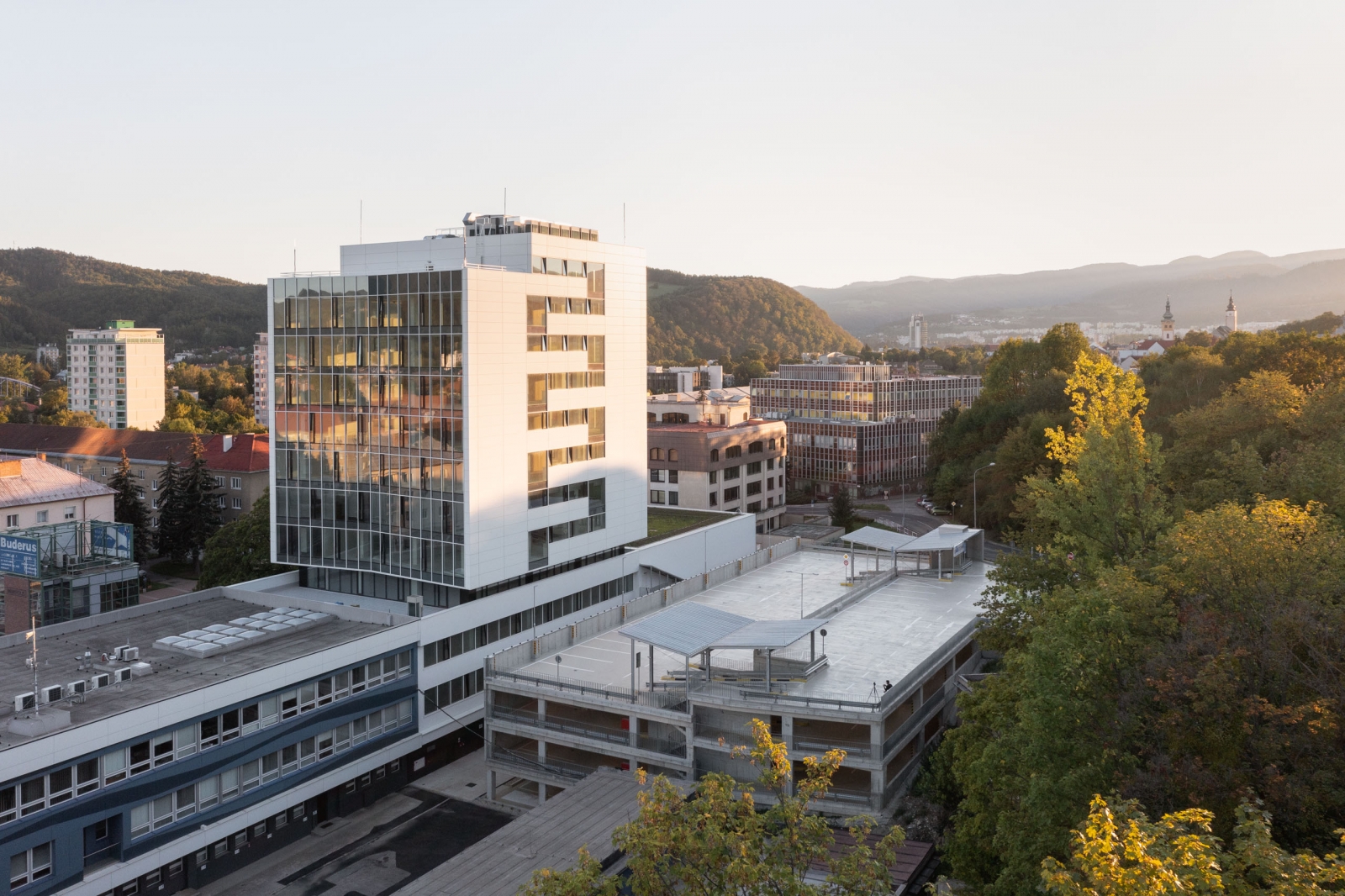 archiweb.cz - Interpolis Office Center