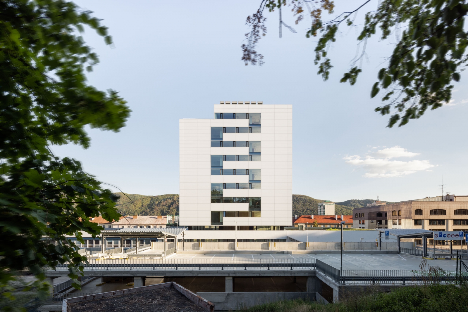 archiweb.cz - Interpolis Office Center