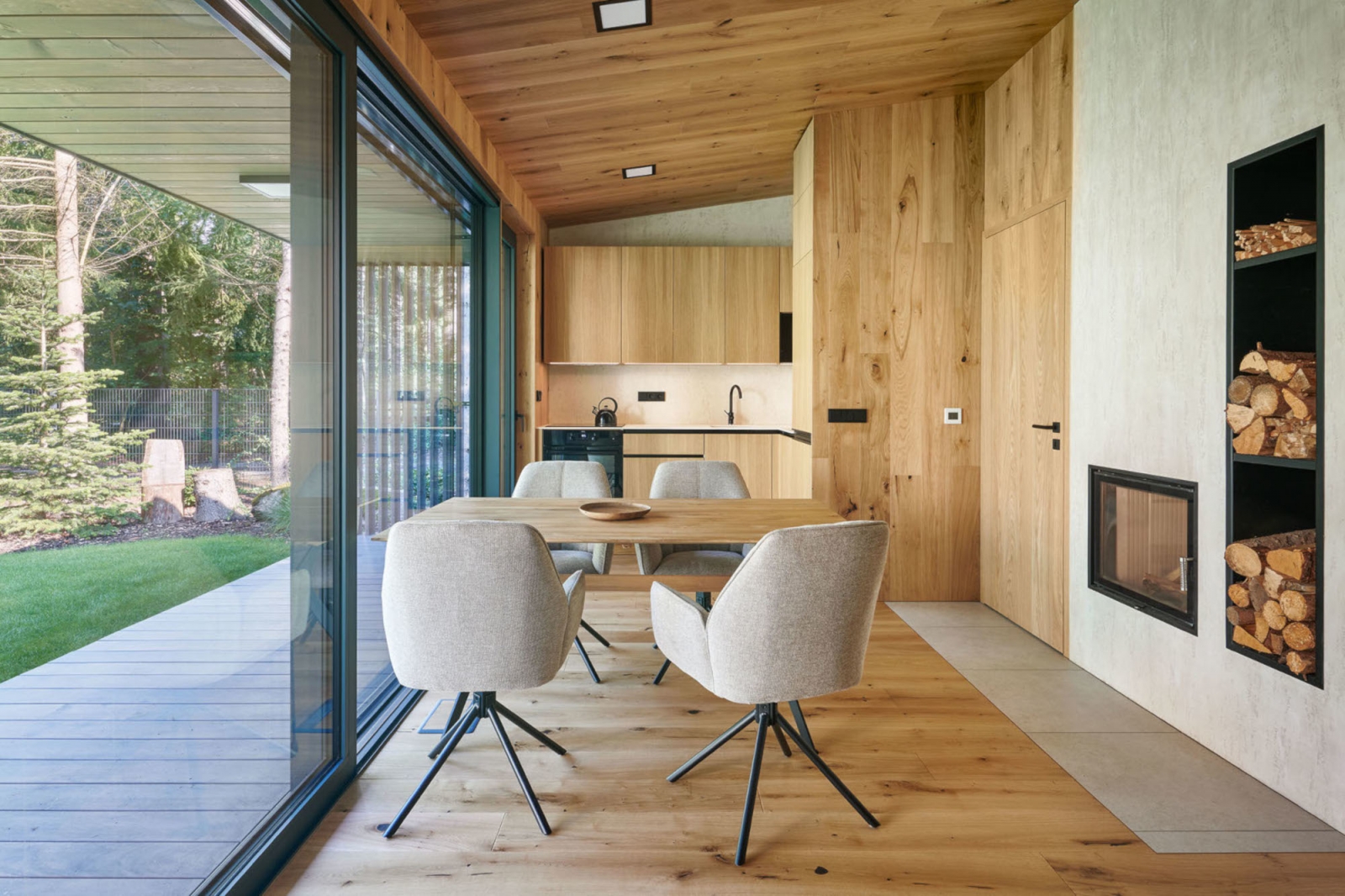 archiweb.cz - Chata v lese