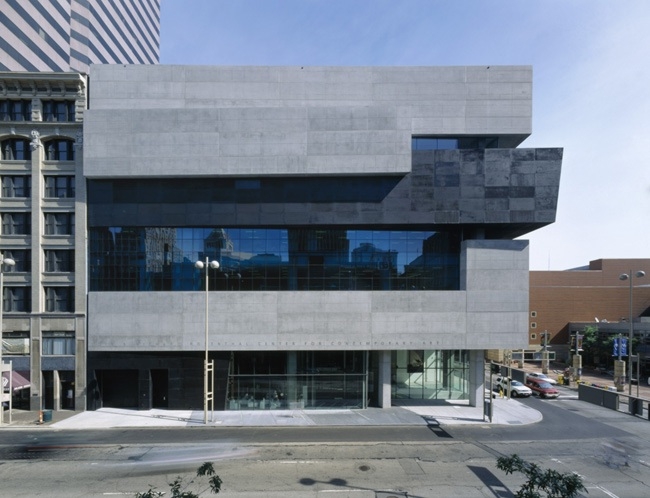 archiweb.cz - The Lois & Richard Rosenthal Center for Contemporary Art