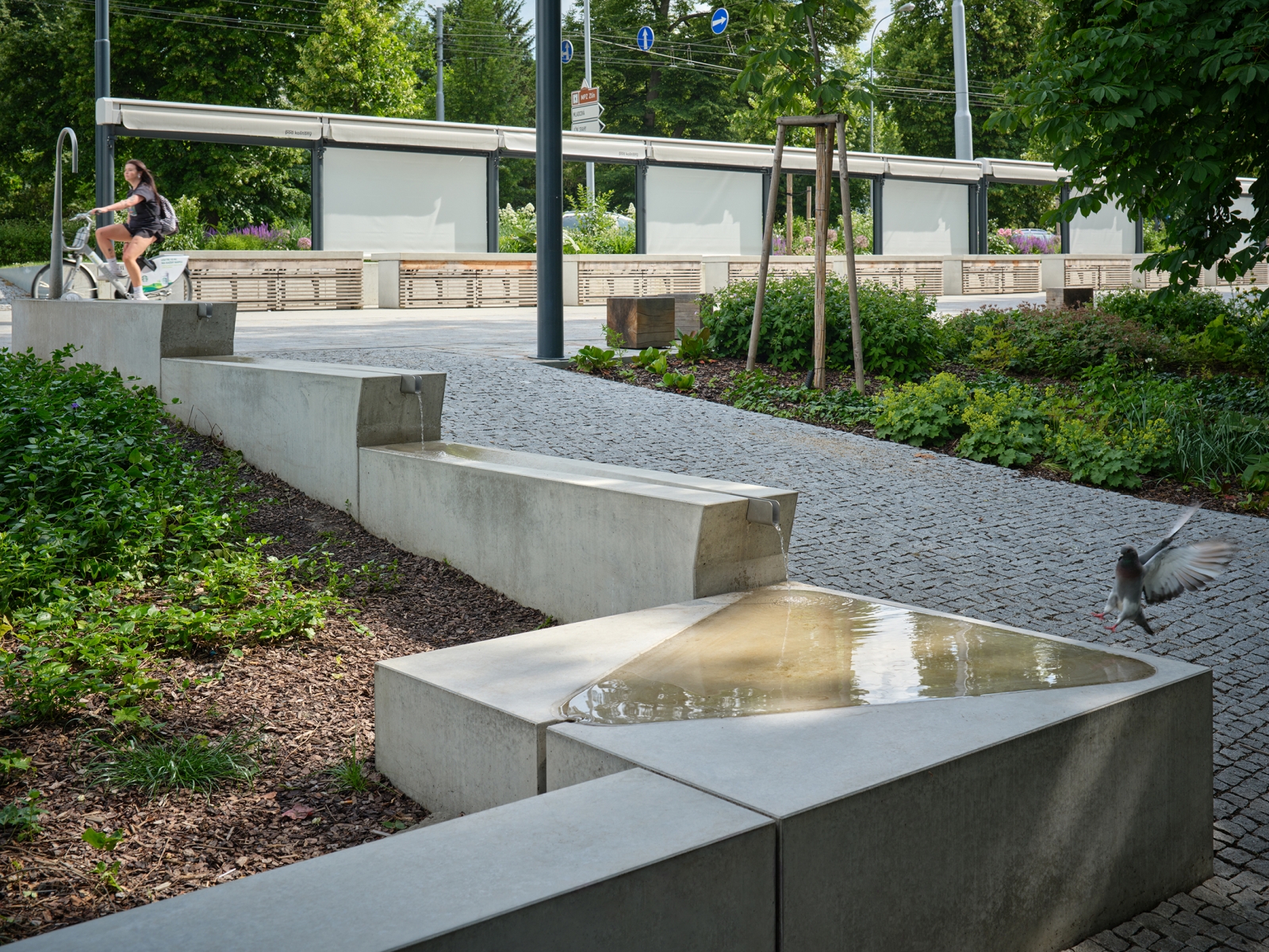 archiweb.cz - Rekonstrukce tržiště Pod Kaštany