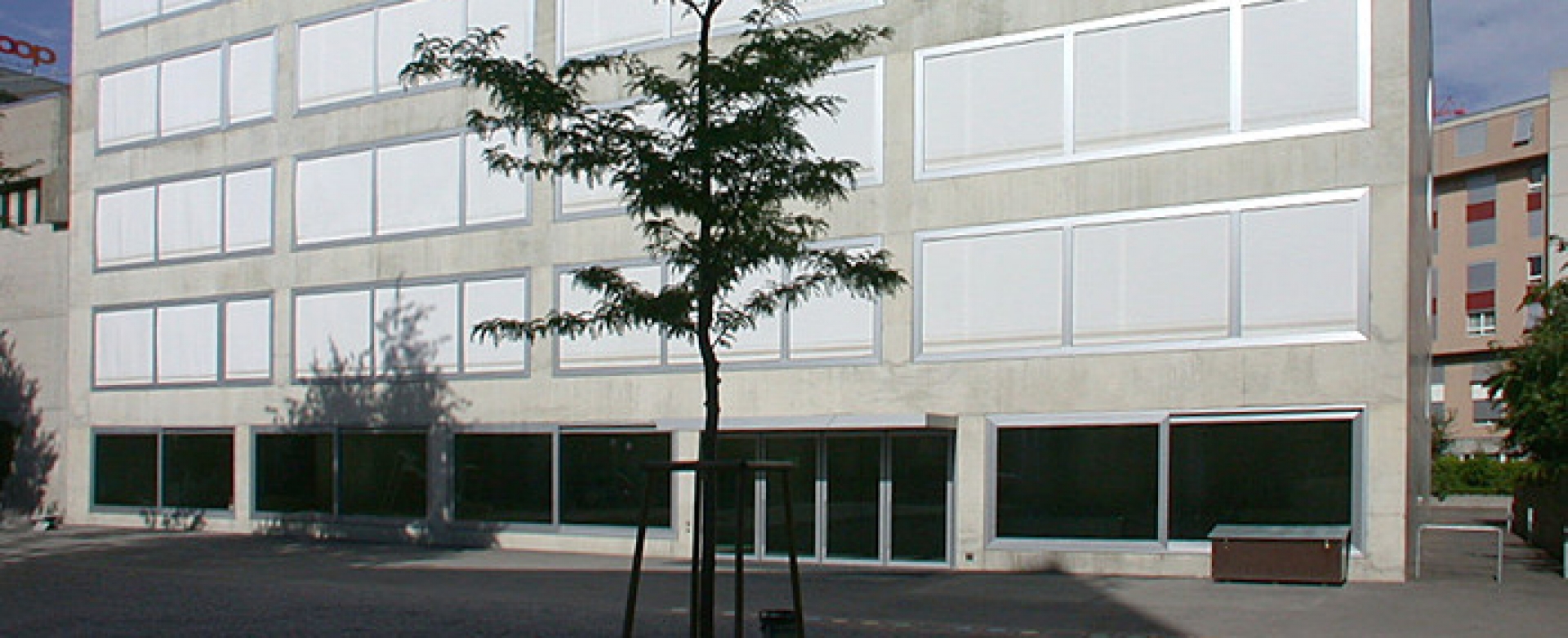 archiweb.cz - Elementary School Volta