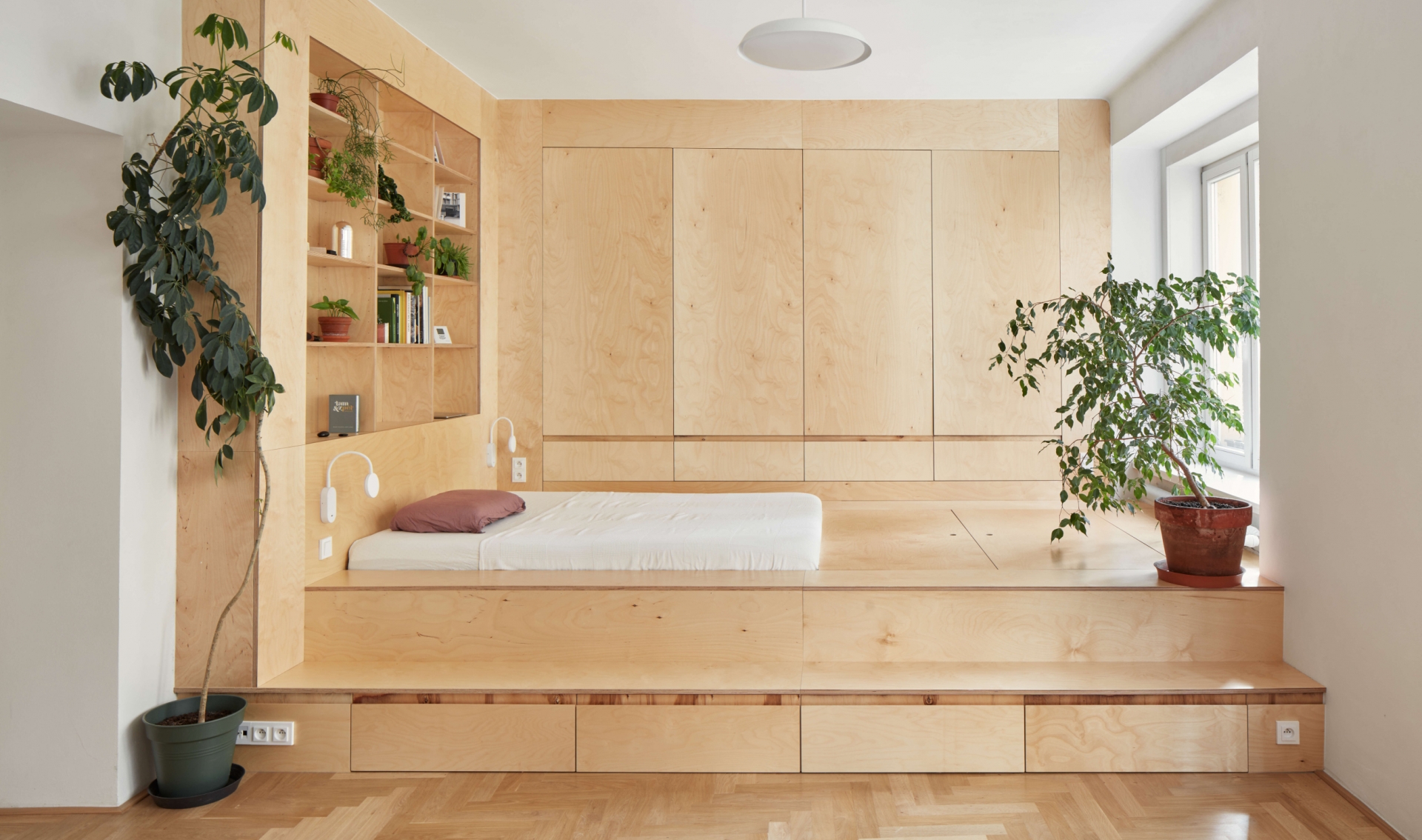 archiweb.cz - Byt s pódiem