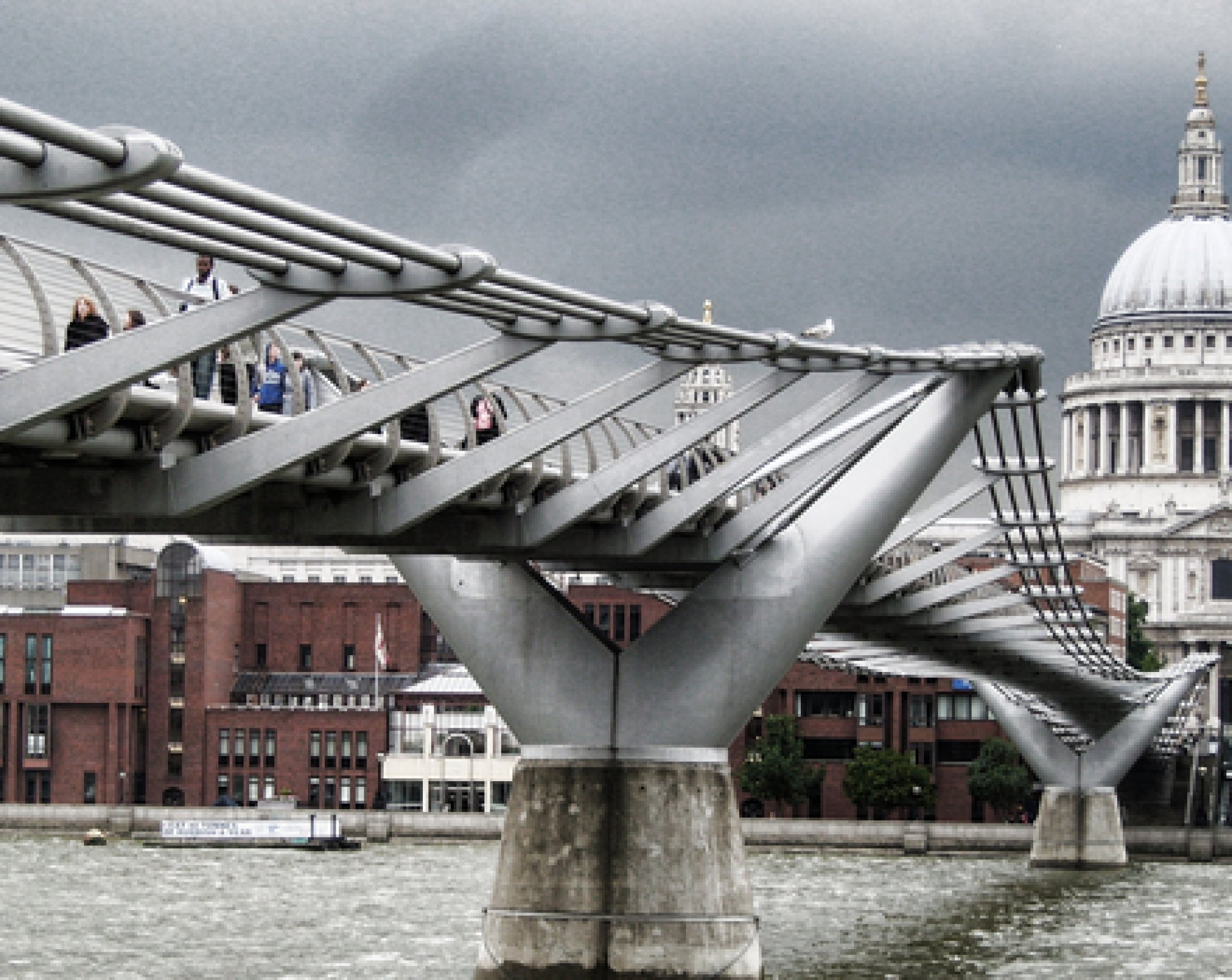 archiweb.cz - Best of British - Chris Wise - structural engineer