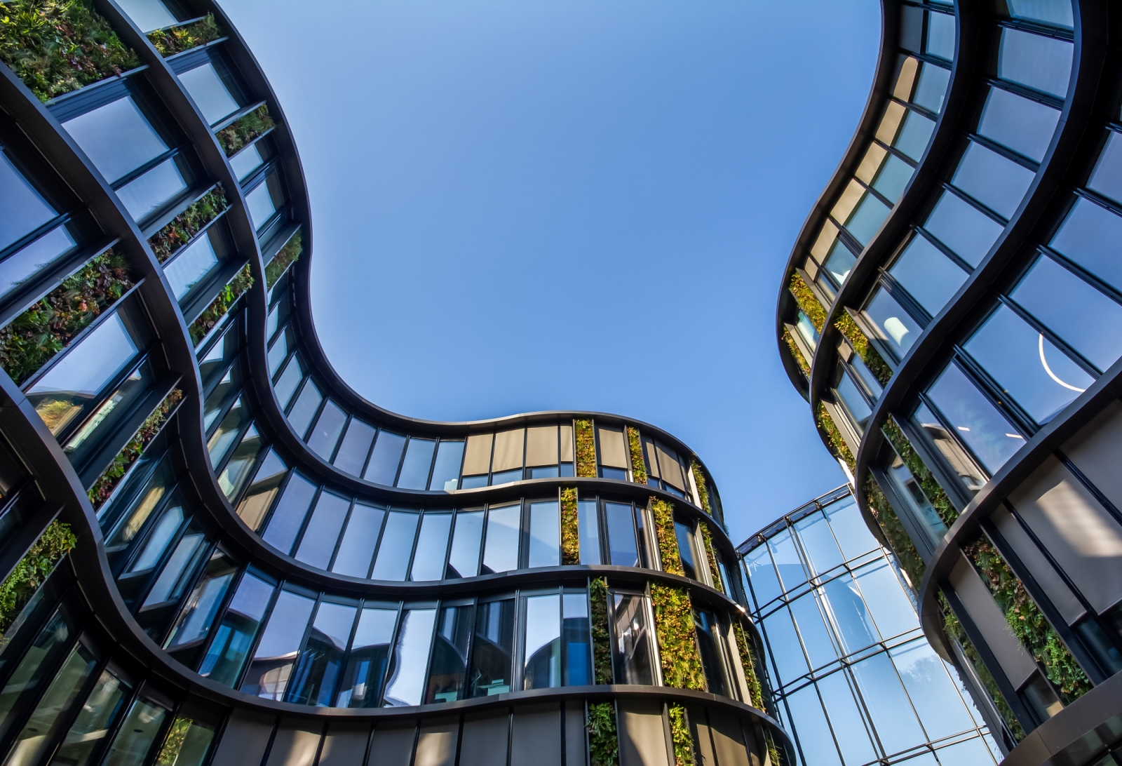 archiweb.cz - Největší vertikální zahradou ve střední Evropě je nová ...