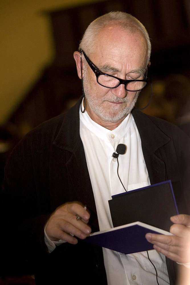 archiweb.cz - Peter Zumthor: 3 buildings, 4 projects